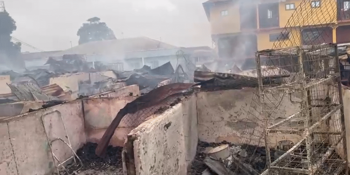 Suame Post Office Market in Kumasi Devastated by Fire - Ghanatalk.com